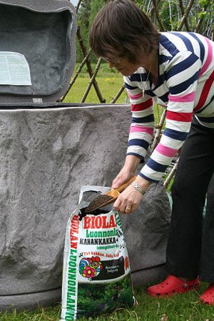 Biolan Stone Composter - www.biolan.com